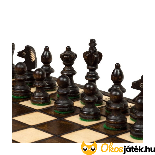 Sakk készlet fából, gyönyörű kivitelezésben.
